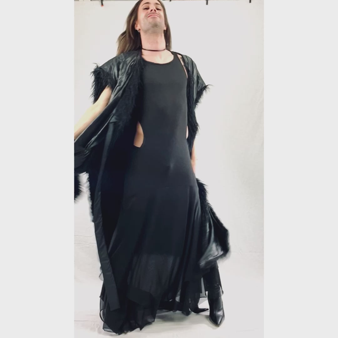 Avantgarde, Gender fluid & Transformable fashion from Barcelona – Zhannaona